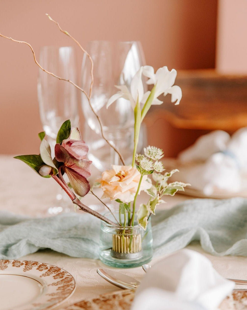 Bud Vase Arrangements – STUDIO FOLIAGE